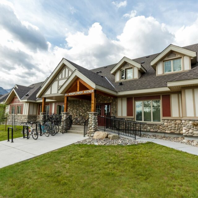 Home Page - Traugott